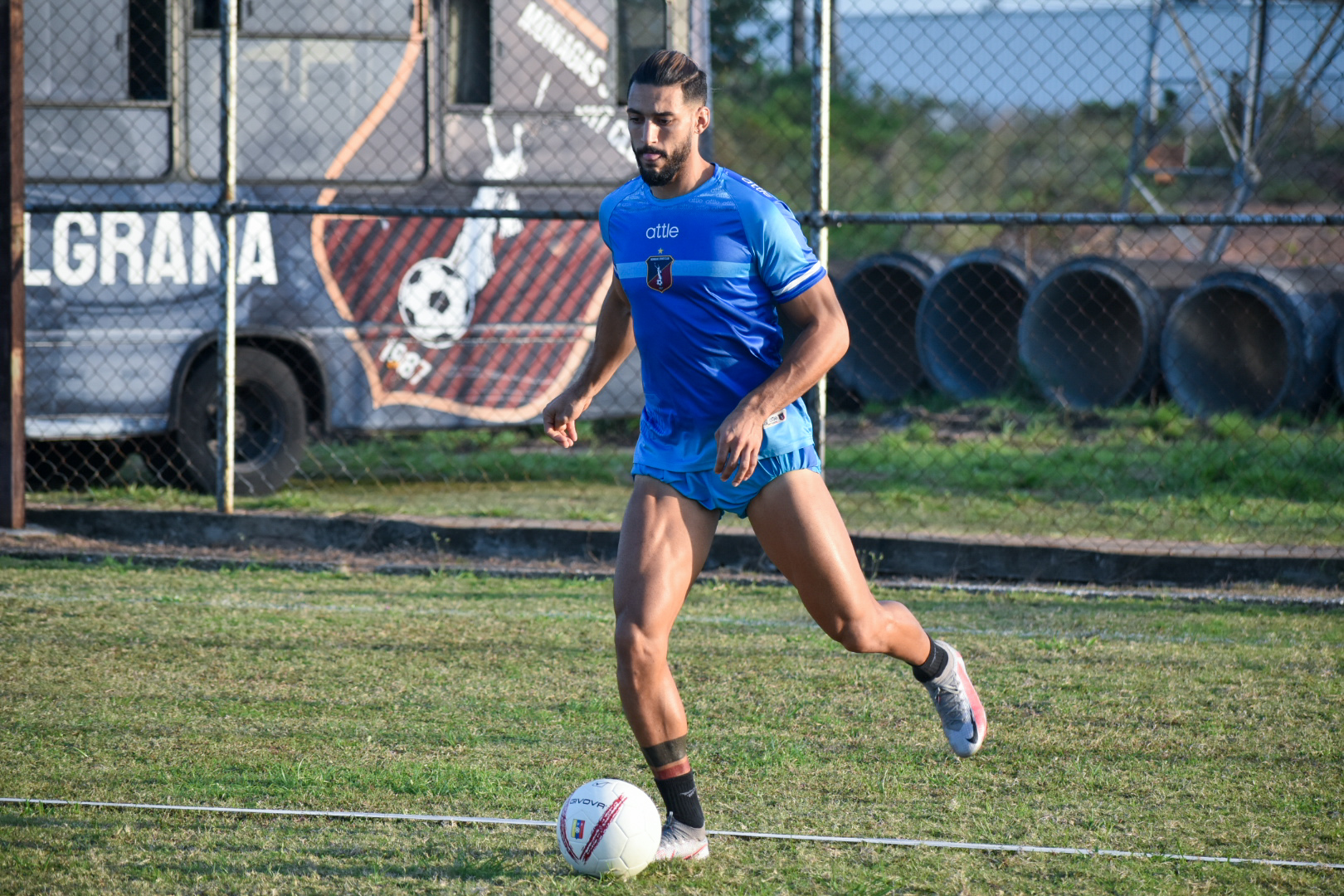 Alan Giménez, refuerzo argentino para la defensa del Monagas SC ...