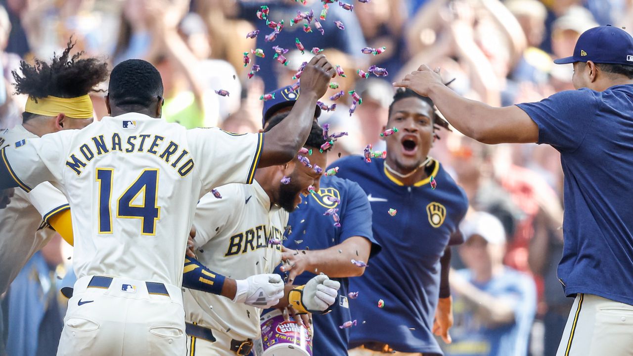 ¡Heroico Chourio! Un walk-off y un hito más para la joven estrella de ...